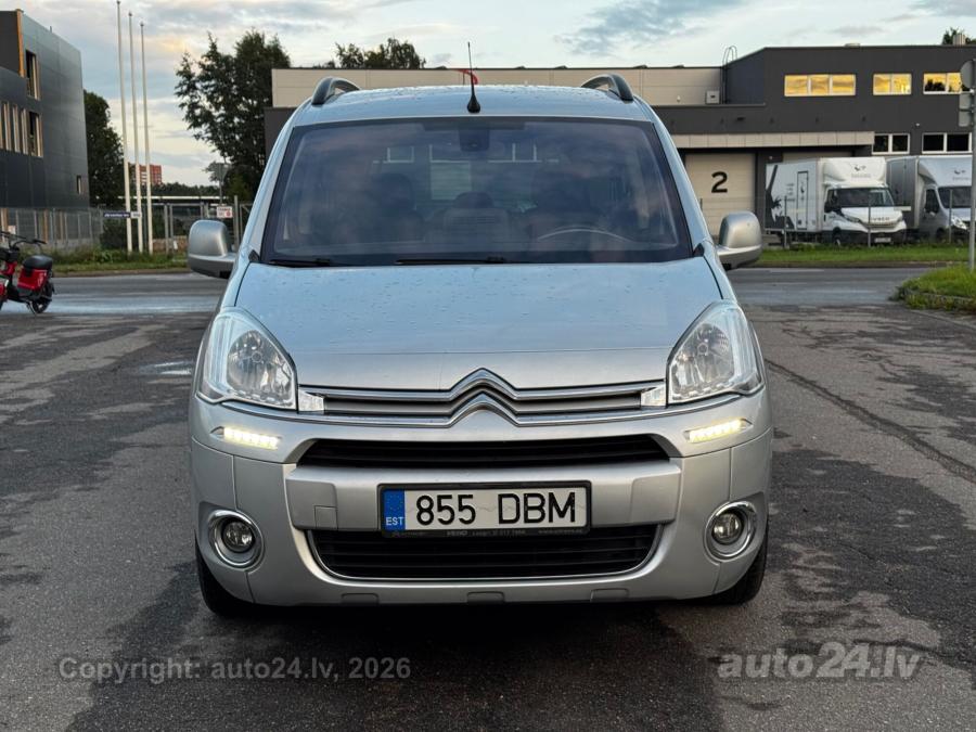 Grey Citroen Berlingo 2014 in Tallinn, with an engine capacity of 1.60 L and mileage of 198 thousand km for 5790 €, photo 21 on AUTOMOTO.COM.LV