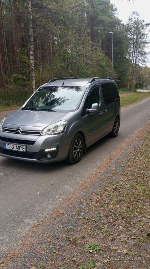 Grey Citroen Berlingo 2015 in Tallinn, with an engine capacity of 1.60 L and mileage of 219 thousand km for 6400 €, photo 2 on AUTOMOTO.COM.LV
