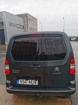 Grey Citroen Berlingo 2015 in Tallinn, with an engine capacity of 1.60 L and mileage of 201 thousand km for 7977 €, photo 3 on AUTOMOTO.COM.LV