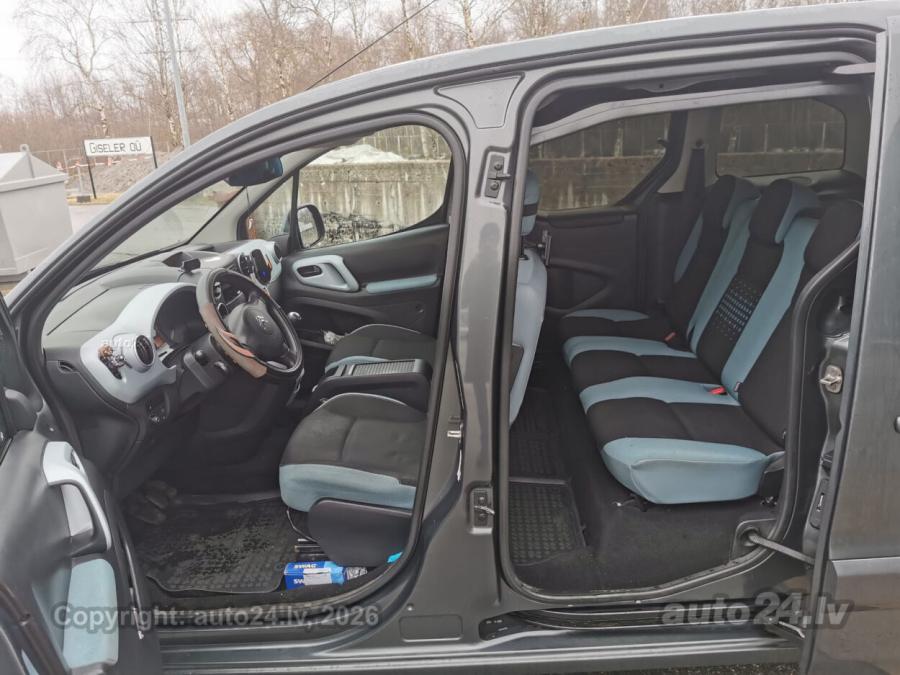 Grey Citroen Berlingo 2015 in Tallinn, with an engine capacity of 1.60 L and mileage of 201 thousand km for 7977 €, photo 6 on AUTOMOTO.COM.LV