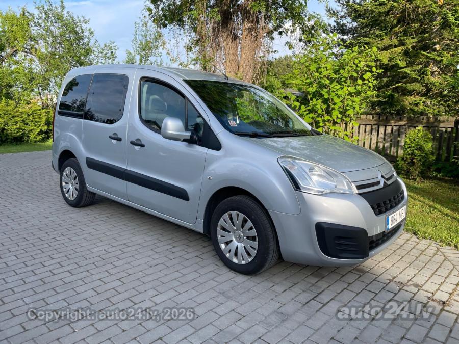 Grey Citroen Berlingo 2015 in Rakvere, with an engine capacity of 1.60 L and mileage of 224 thousand km for 6500 €, photo 1 on AUTOMOTO.COM.LV