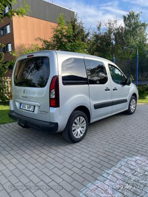 Grey Citroen Berlingo 2015 in Rakvere, with an engine capacity of 1.60 L and mileage of 224 thousand km for 6500 €, photo 7 on AUTOMOTO.COM.LV