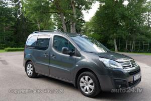 Pelēks Citroen Berlingo 2015 Tallina, ar dzinēja tilpumu 1.60 L un nobraukumu 106 tūkst. km par 6300 €, foto  vietnē AUTOMOTO.COM.LV