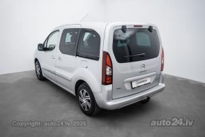 Pelēks Citroen Berlingo 2016 Tallina, ar dzinēja tilpumu 1.60 L un nobraukumu 53 tūkst. km par 9499 €, foto 7 vietnē AUTOMOTO.COM.LV