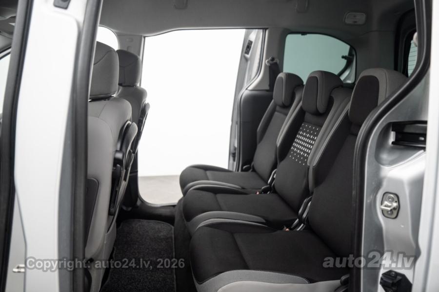 Pelēks Citroen Berlingo 2016 Tallina, ar dzinēja tilpumu 1.60 L un nobraukumu 53 tūkst. km par 9499 €, foto 9 vietnē AUTOMOTO.COM.LV
