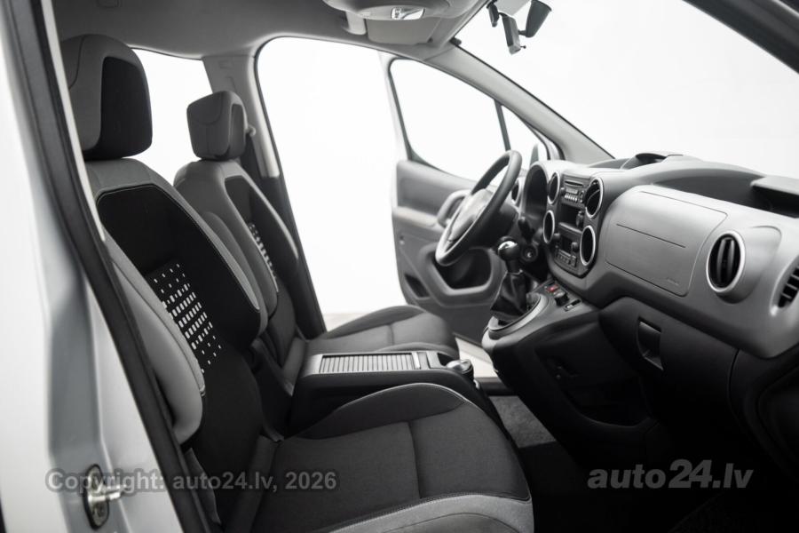 Pelēks Citroen Berlingo 2016 Tallina, ar dzinēja tilpumu 1.60 L un nobraukumu 53 tūkst. km par 9499 €, foto 11 vietnē AUTOMOTO.COM.LV