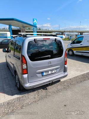 Pelēks Citroen Berlingo 2016 Tallina, ar dzinēja tilpumu 1.60 L un nobraukumu 151 tūkst. km par 7000 €, foto 8 vietnē AUTOMOTO.COM.LV