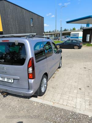Pelēks Citroen Berlingo 2016 Tallina, ar dzinēja tilpumu 1.60 L un nobraukumu 151 tūkst. km par 7000 €, foto 9 vietnē AUTOMOTO.COM.LV