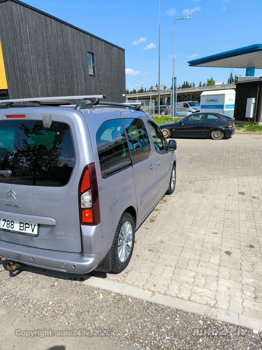 Pelēks Citroen Berlingo 2016 Tallina, ar dzinēja tilpumu 1.60 L un nobraukumu 151 tūkst. km par 7000 €, foto 9 vietnē AUTOMOTO.COM.LV
