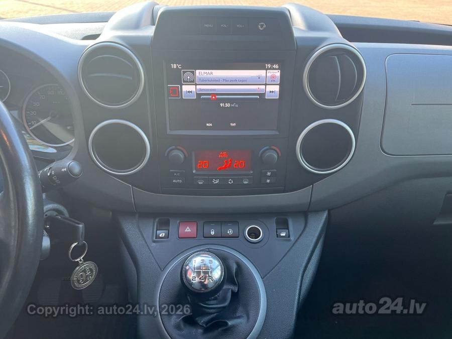 Pelēks Citroen Berlingo 2016 Tallina, ar dzinēja tilpumu 1.60 L un nobraukumu 133 tūkst. km par 5990 €, foto 12 vietnē AUTOMOTO.COM.LV