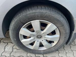 Pelēks Citroen Berlingo 2016 Tallina, ar dzinēja tilpumu 1.60 L un nobraukumu 133 tūkst. km par 5990 €, foto 19 vietnē AUTOMOTO.COM.LV
