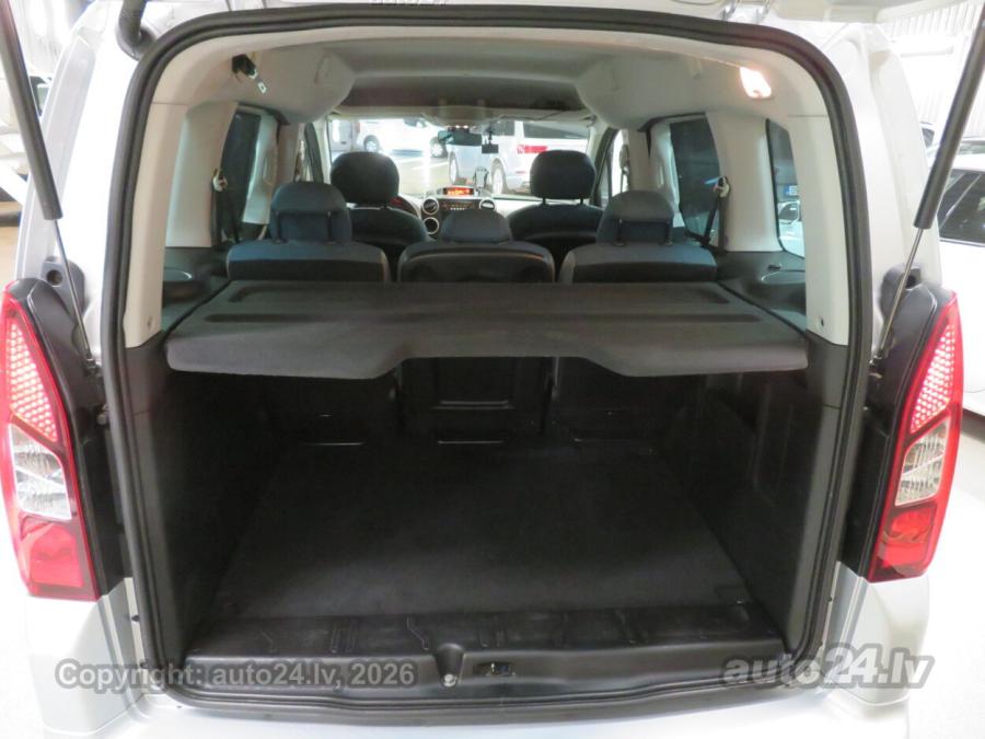 Grey Citroen Berlingo 2017 in Tallinn, with an engine capacity of 1.60 L and mileage of 230 thousand km for 6400 €, photo 14 on AUTOMOTO.COM.LV