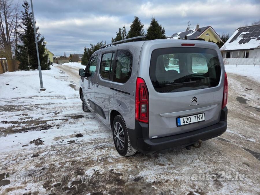 Pelēks Citroen Berlingo 2019 Tallina, ar dzinēja tilpumu 1.50 L un nobraukumu 220 tūkst. km par 8500 €, foto 3 vietnē AUTOMOTO.COM.LV