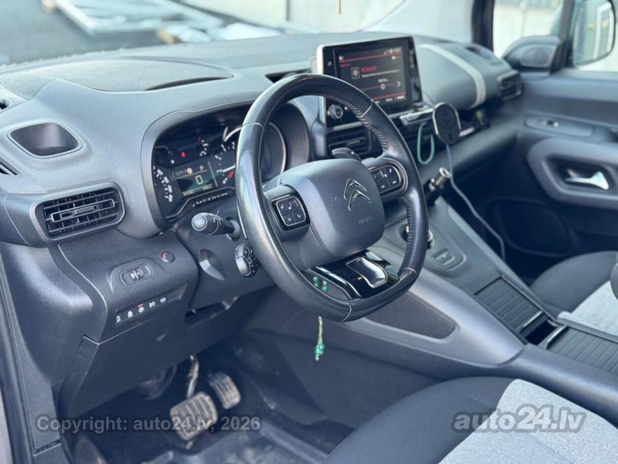 Pelēks Citroen Berlingo 2019 Tallina, ar dzinēja tilpumu 1.50 L un nobraukumu 205 tūkst. km par 14800 €, foto 10 vietnē AUTOMOTO.COM.LV
