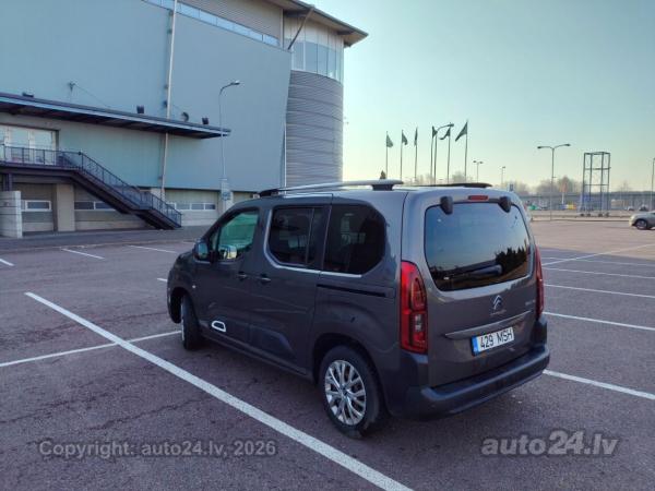 Pelēks Citroen Berlingo 2019 Tallina, ar dzinēja tilpumu 1.20 L un nobraukumu 105 tūkst. km par 10000 €, foto 6 vietnē AUTOMOTO.COM.LV