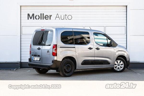 Pelēks Citroen Berlingo 2019 Rīga, ar dzinēja tilpumu 1.50 L un nobraukumu 174 tūkst. km par 9428 €, foto 4 vietnē AUTOMOTO.COM.LV