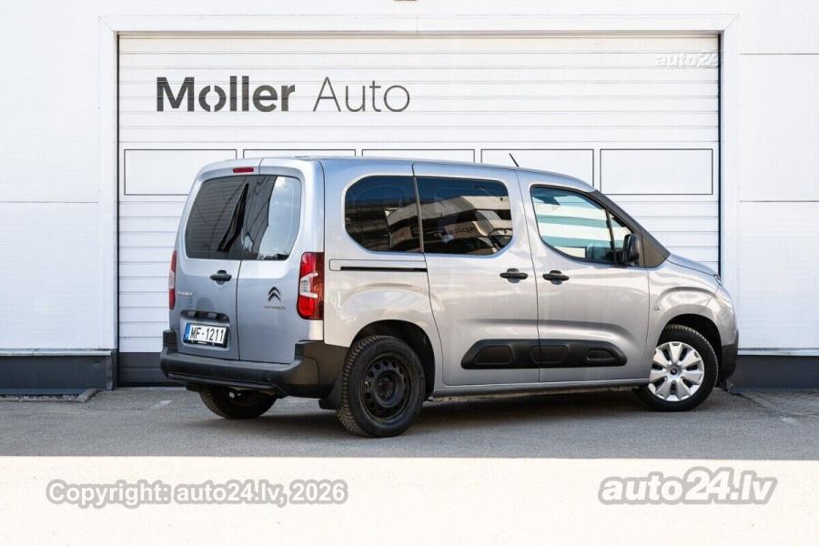 Pelēks Citroen Berlingo 2019 Rīga, ar dzinēja tilpumu 1.50 L un nobraukumu 174 tūkst. km par 9428 €, foto 5 vietnē AUTOMOTO.COM.LV
