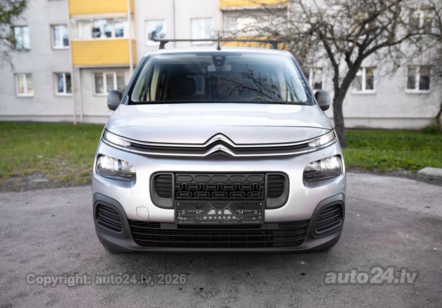 Pelēks Citroen Berlingo 2019 Tallina, ar dzinēja tilpumu 1.50 L un nobraukumu 153 tūkst. km par 8790 €, foto 7 vietnē AUTOMOTO.COM.LV