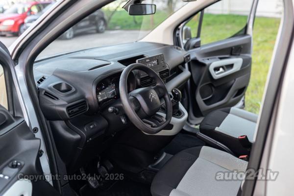 Pelēks Citroen Berlingo 2019 Tallina, ar dzinēja tilpumu 1.50 L un nobraukumu 153 tūkst. km par 8790 €, foto 9 vietnē AUTOMOTO.COM.LV