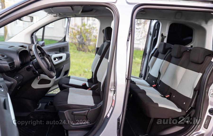 Pelēks Citroen Berlingo 2019 Tallina, ar dzinēja tilpumu 1.50 L un nobraukumu 153 tūkst. km par 8790 €, foto 11 vietnē AUTOMOTO.COM.LV
