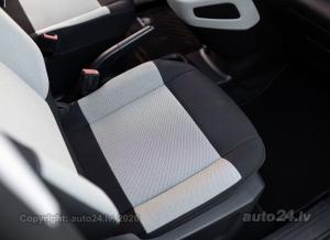 Pelēks Citroen Berlingo 2019 Tallina, ar dzinēja tilpumu 1.50 L un nobraukumu 153 tūkst. km par 8790 €, foto 13 vietnē AUTOMOTO.COM.LV