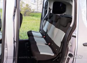 Pelēks Citroen Berlingo 2019 Tallina, ar dzinēja tilpumu 1.50 L un nobraukumu 153 tūkst. km par 8790 €, foto 15 vietnē AUTOMOTO.COM.LV