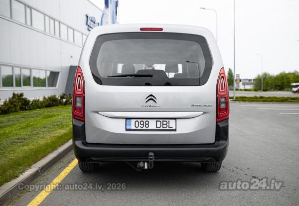 Pelēks Citroen Berlingo 2019 Tallina, ar dzinēja tilpumu 1.50 L un nobraukumu 269 tūkst. km par 9690 €, foto 3 vietnē AUTOMOTO.COM.LV