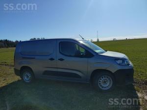 Grey Citroen Berlingo 2019 in Valmiera, with an engine capacity of 1.50 L and mileage of 252 thousand km for 9900 €, photo 3 on AUTOMOTO.COM.LV