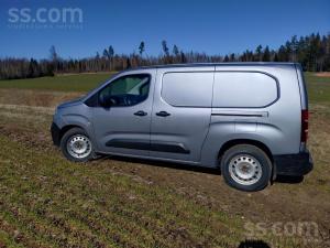 Grey Citroen Berlingo 2019 in Valmiera, with an engine capacity of 1.50 L and mileage of 252 thousand km for 9900 €, photo 4 on AUTOMOTO.COM.LV