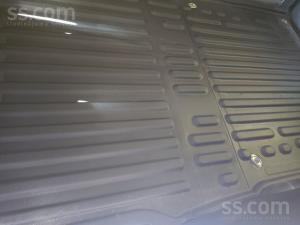 Grey Citroen Berlingo 2019 in Valmiera, with an engine capacity of 1.50 L and mileage of 252 thousand km for 9900 €, photo 9 on AUTOMOTO.COM.LV