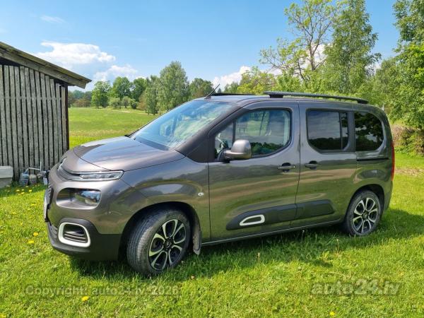 Pelēks Citroen Berlingo 2019 Otepē, ar dzinēja tilpumu 1.50 L un nobraukumu 180 tūkst. km par 13700 €, foto 1 vietnē AUTOMOTO.COM.LV