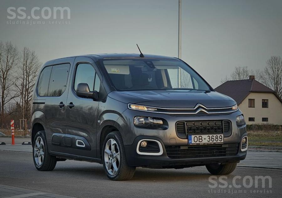 Pelēks Citroen Berlingo 2019 Jelgava, ar dzinēja tilpumu 1.50 L un nobraukumu 254 tūkst. km par 6900 €, foto 5 vietnē AUTOMOTO.COM.LV