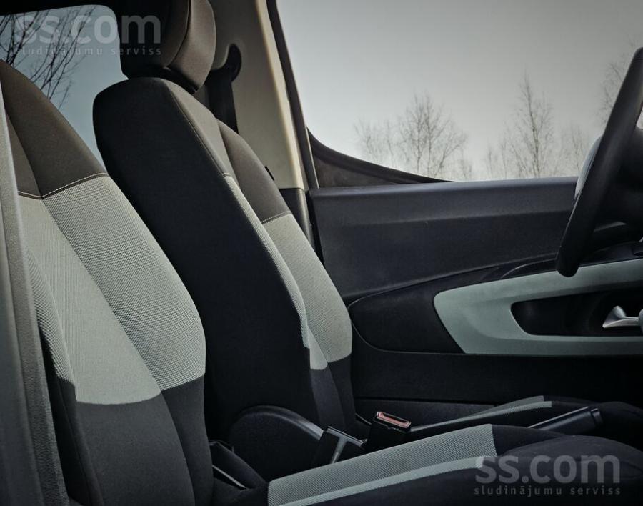 Pelēks Citroen Berlingo 2019 Jelgava, ar dzinēja tilpumu 1.50 L un nobraukumu 254 tūkst. km par 6900 €, foto 11 vietnē AUTOMOTO.COM.LV