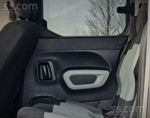 Pelēks Citroen Berlingo 2019 Jelgava, ar dzinēja tilpumu 1.50 L un nobraukumu 254 tūkst. km par 6900 €, foto 12 vietnē AUTOMOTO.COM.LV