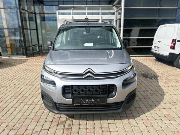 Grey Citroen Berlingo 2019 in Riga, with an engine capacity of 1.50 L and mileage of 167 thousand km for 9400 €, photo 2 on AUTOMOTO.COM.LV
