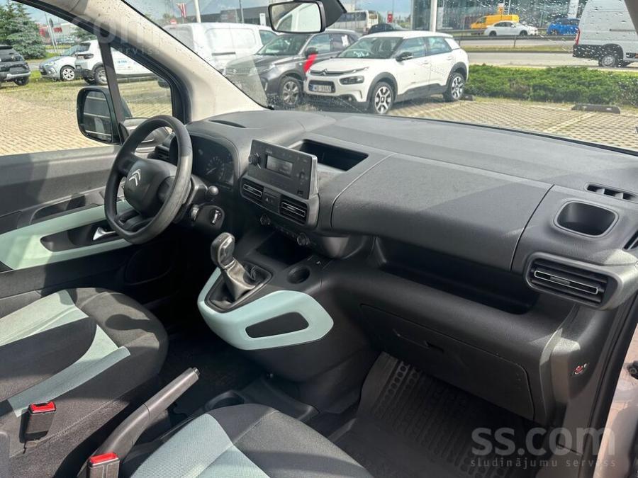 Pelēks Citroen Berlingo 2019 Rīga, ar dzinēja tilpumu 1.50 L un nobraukumu 167 tūkst. km par 9400 €, foto 10 vietnē AUTOMOTO.COM.LV