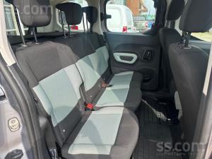 Pelēks Citroen Berlingo 2019 Rīga, ar dzinēja tilpumu 1.50 L un nobraukumu 167 tūkst. km par 9400 €, foto 12 vietnē AUTOMOTO.COM.LV