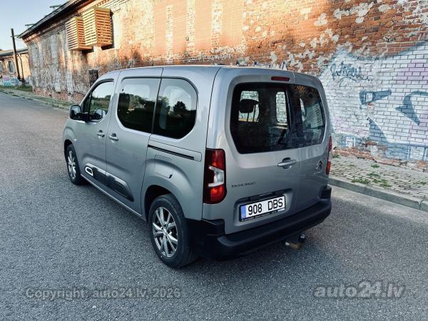 Grey Citroen Berlingo 2019 in Tallinn, with an engine capacity of 1.20 L and mileage of 60 thousand km for 13900 €, photo 4 on AUTOMOTO.COM.LV