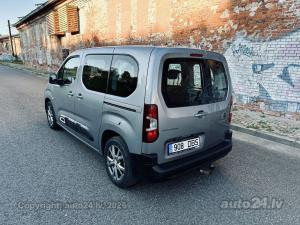 Grey Citroen Berlingo 2019 in Tallinn, with an engine capacity of 1.20 L and mileage of 60 thousand km for 13900 €, photo 5 on AUTOMOTO.COM.LV