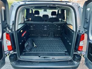 Grey Citroen Berlingo 2019 in Tallinn, with an engine capacity of 1.20 L and mileage of 60 thousand km for 13900 €, photo 10 on AUTOMOTO.COM.LV