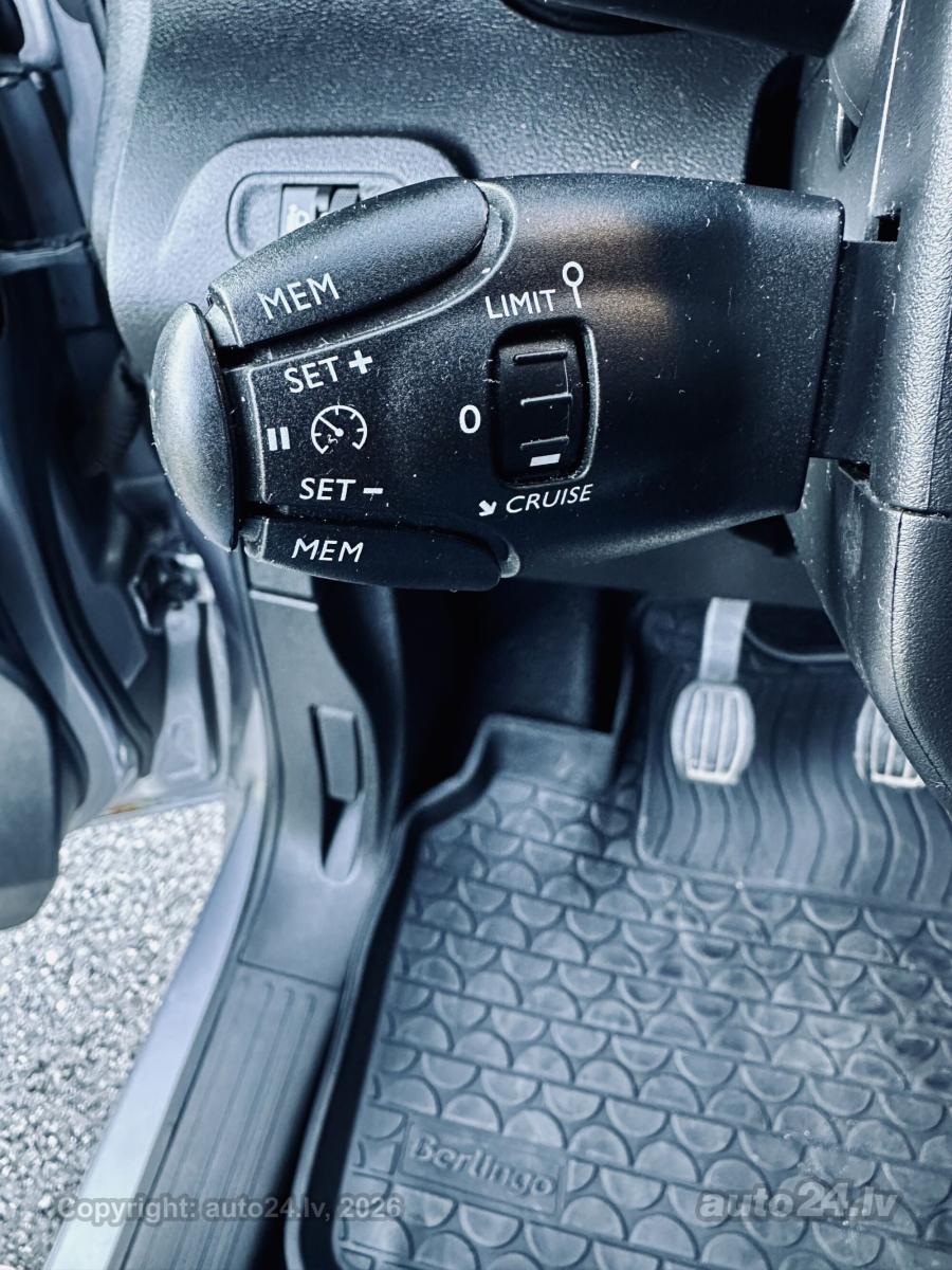Grey Citroen Berlingo 2019 in Tallinn, with an engine capacity of 1.20 L and mileage of 60 thousand km for 13900 €, photo 16 on AUTOMOTO.COM.LV