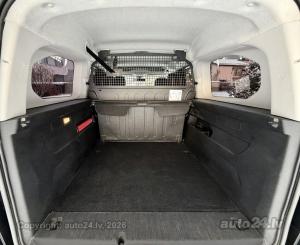 Pelēks Citroen Berlingo 2020 Tallina, ar dzinēja tilpumu 1.20 L un nobraukumu 125 tūkst. km par 11995 €, foto 19 vietnē AUTOMOTO.COM.LV