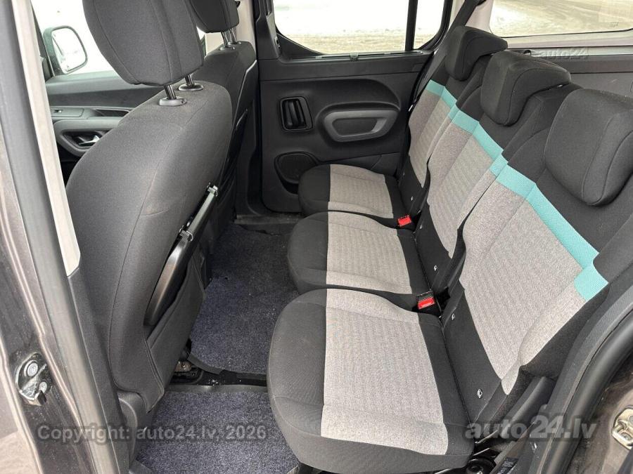 Grey Citroen Berlingo 2020 in Tallinn, with an engine capacity of 1.50 L and mileage of 64 thousand km for 17800 €, photo 13 on AUTOMOTO.COM.LV