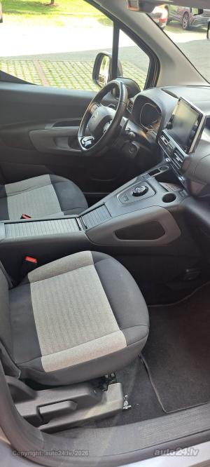 Grey Citroen Berlingo 2020 in Tallinn, with an engine capacity of 1.50 L and mileage of 90 thousand km for 14500 €, photo 12 on AUTOMOTO.COM.LV