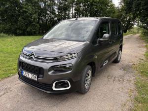 Grey Citroen Berlingo 2021 in Panevezys, with an engine capacity of 1.50 L and mileage of 120 thousand km for 17500 €, photo  on AUTOMOTO.COM.LV
