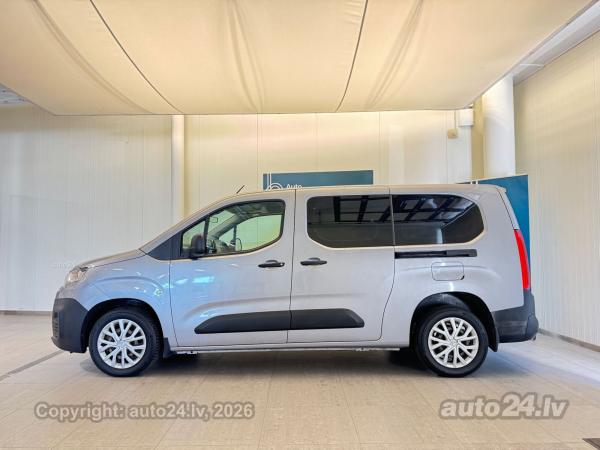 Pelēks Citroen Berlingo 2021 Tallina, ar dzinēja tilpumu 1.50 L un nobraukumu 158 tūkst. km par 10900 €, foto 3 vietnē AUTOMOTO.COM.LV
