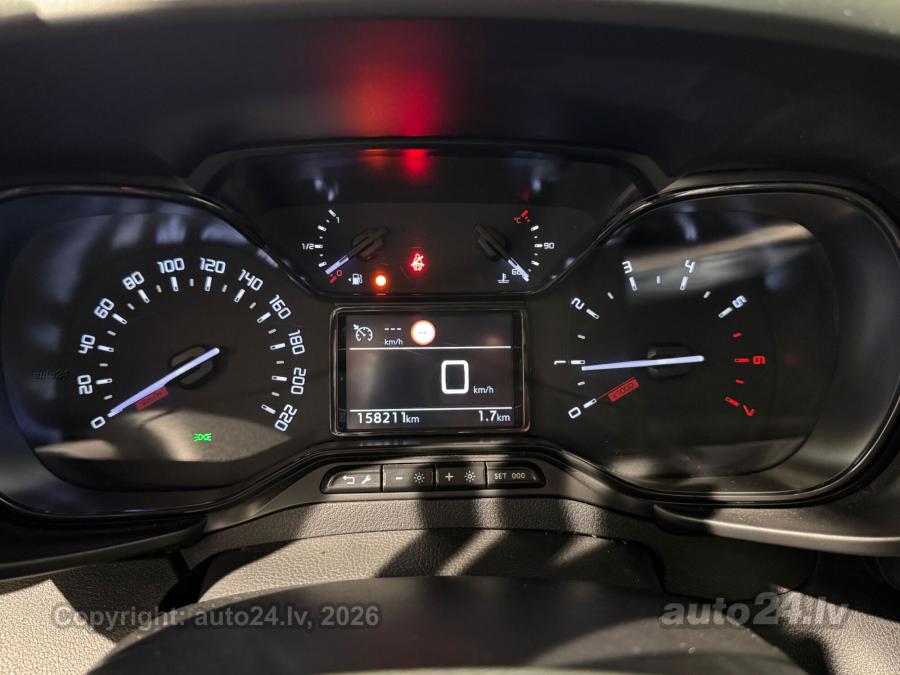 Серый Ситроен Берлинго 2021 в Таллин, объемом двигателя 1.50 л и пробегом 158 тыс. км за 10900 €, фото 11 на AUTOMOTO.COM.LV
