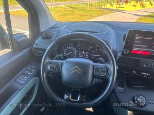 Grey Citroen Berlingo 2022 in Tallinn, with an engine capacity of 1.50 L and mileage of 117 thousand km for 15950 €, photo 15 on AUTOMOTO.COM.LV