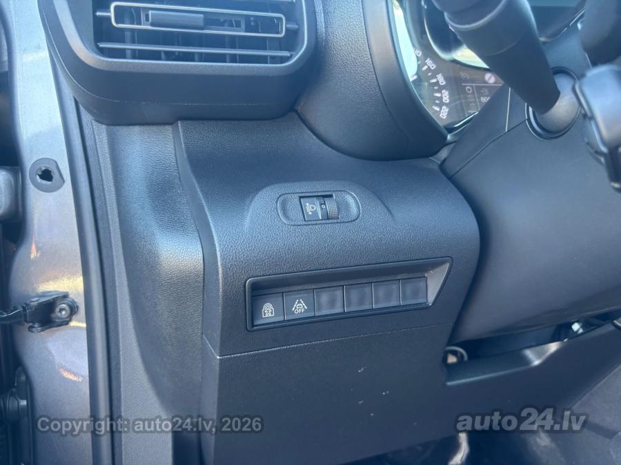 Grey Citroen Berlingo 2022 in Tallinn, with an engine capacity of 1.50 L and mileage of 117 thousand km for 15950 €, photo 21 on AUTOMOTO.COM.LV