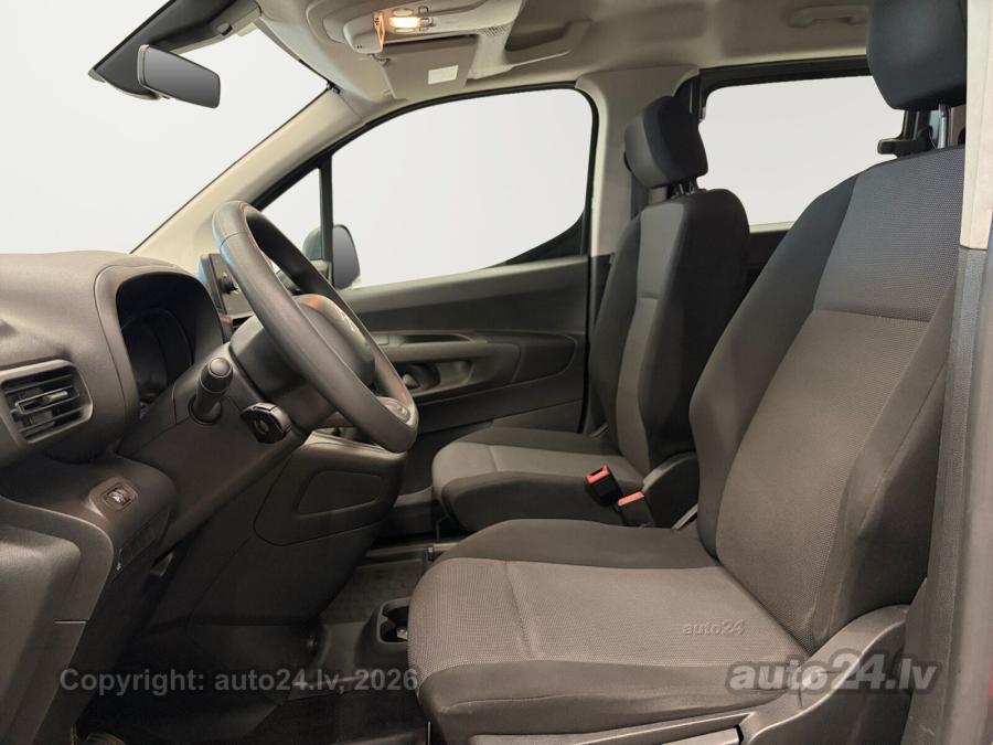 Pelēks Citroen Berlingo 2022 Tallina, ar dzinēja tilpumu 1.50 L un nobraukumu 217 tūkst. km par 8500 €, foto 6 vietnē AUTOMOTO.COM.LV